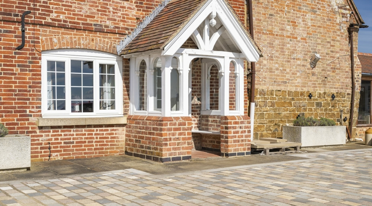 Portuguese Cropped Granite Setts - Stoneworld Oxfordshire