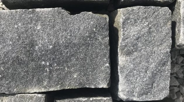 Dark Grey Granite Setts From Stoneworld - Oxford & Aylesbury