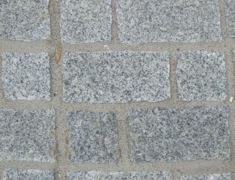 Silver Granite Cropped Setts From Stoneworld Oxford.