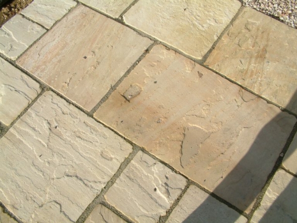 What laying pattern shall I use for my patio? - Stoneworld Oxfordshire