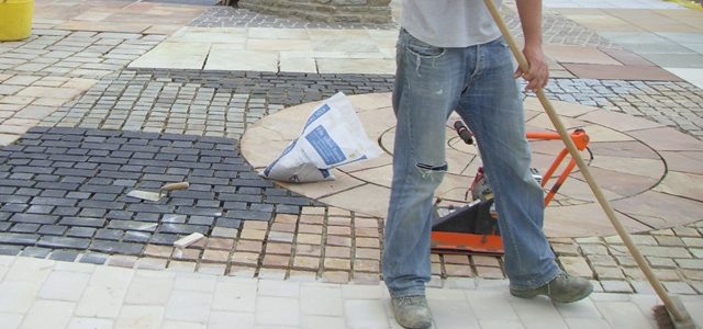 How to lay a natural stone patio - Stoneworld Oxfordshire