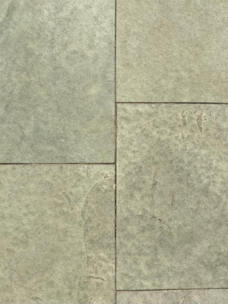 What is meant by the term Sawn Paving? - Stoneworld Oxfordshire