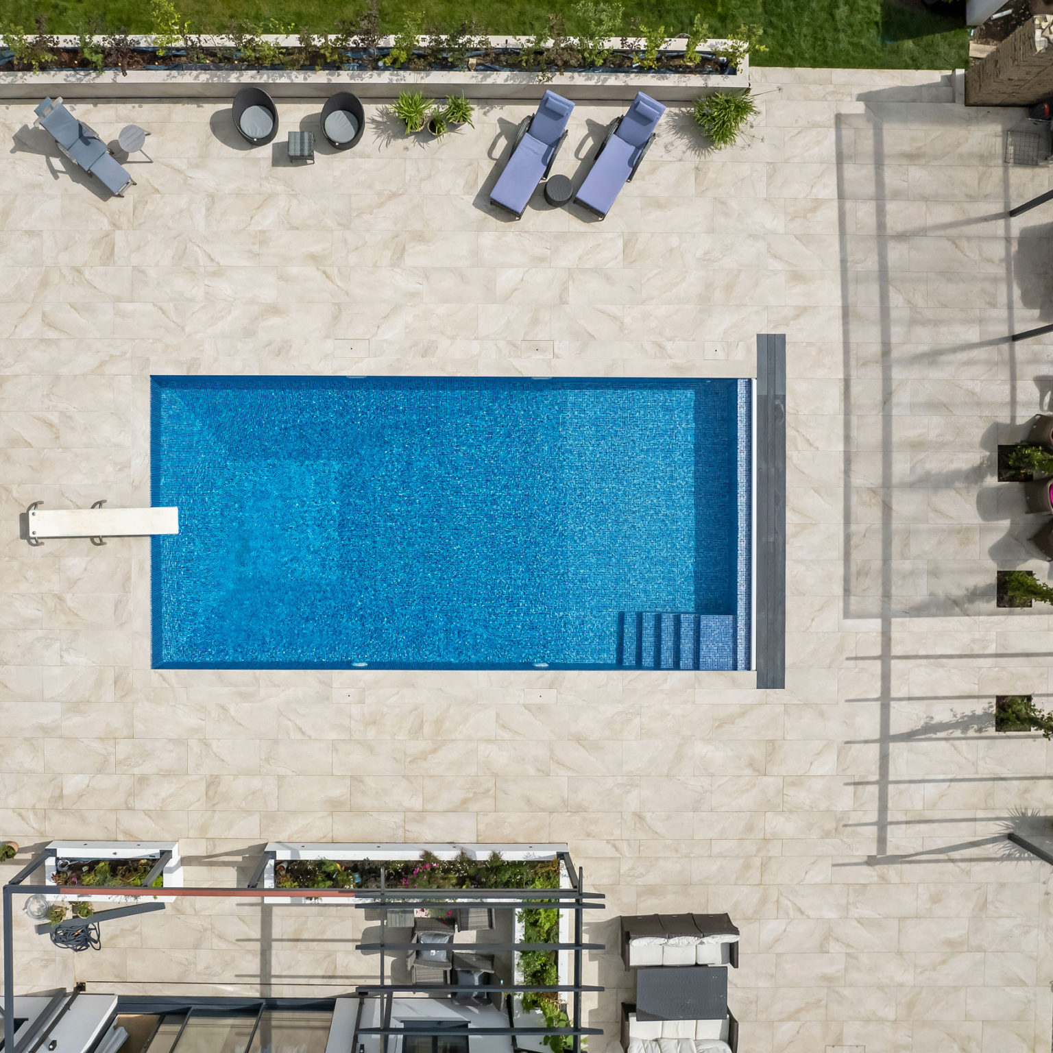 Stoneworld Oxfordshire - Home. Everything you need in stone.