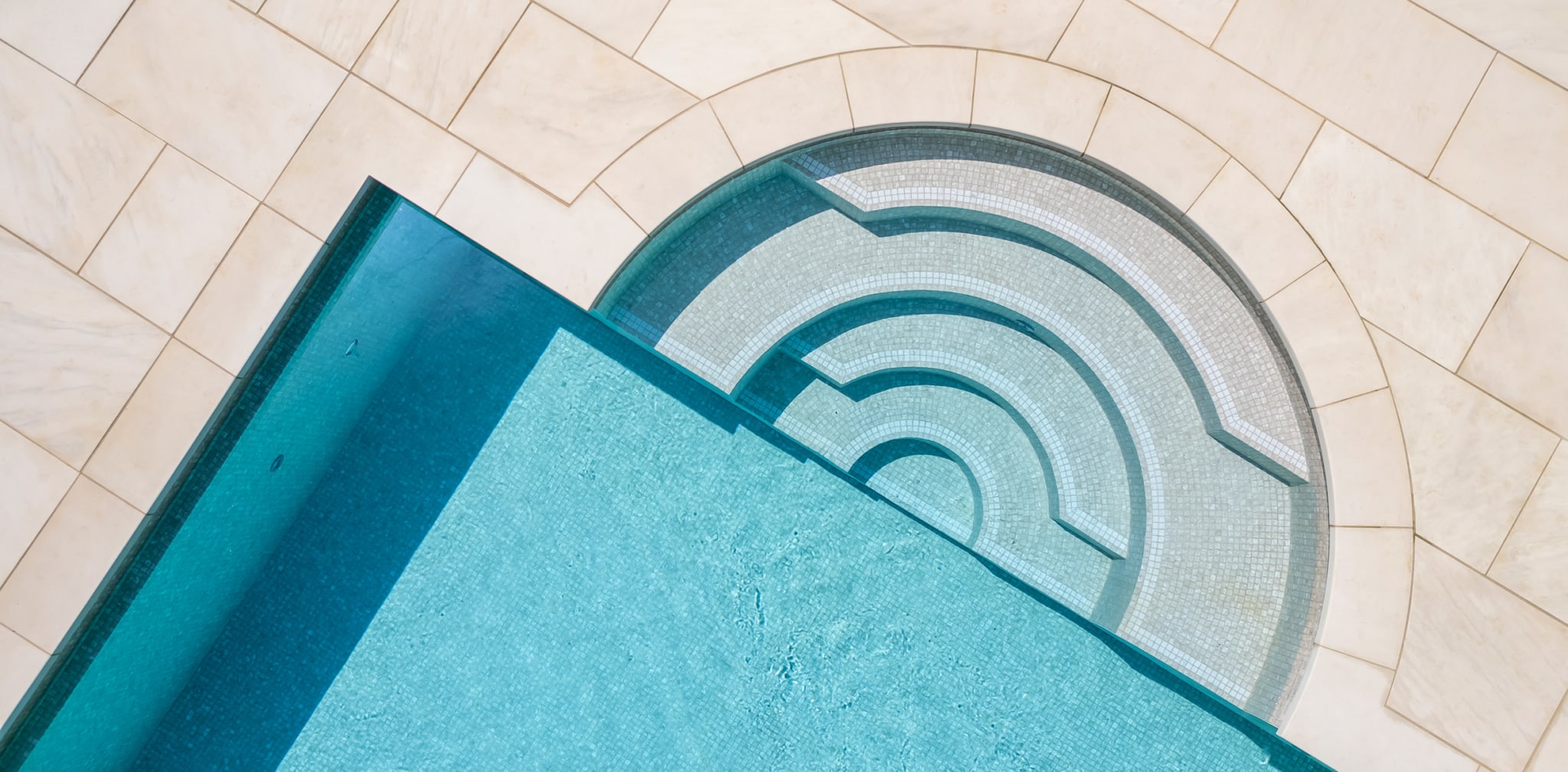 Pool Roman End - Stone Swimming Pool | Stoneworld Oxfordshire