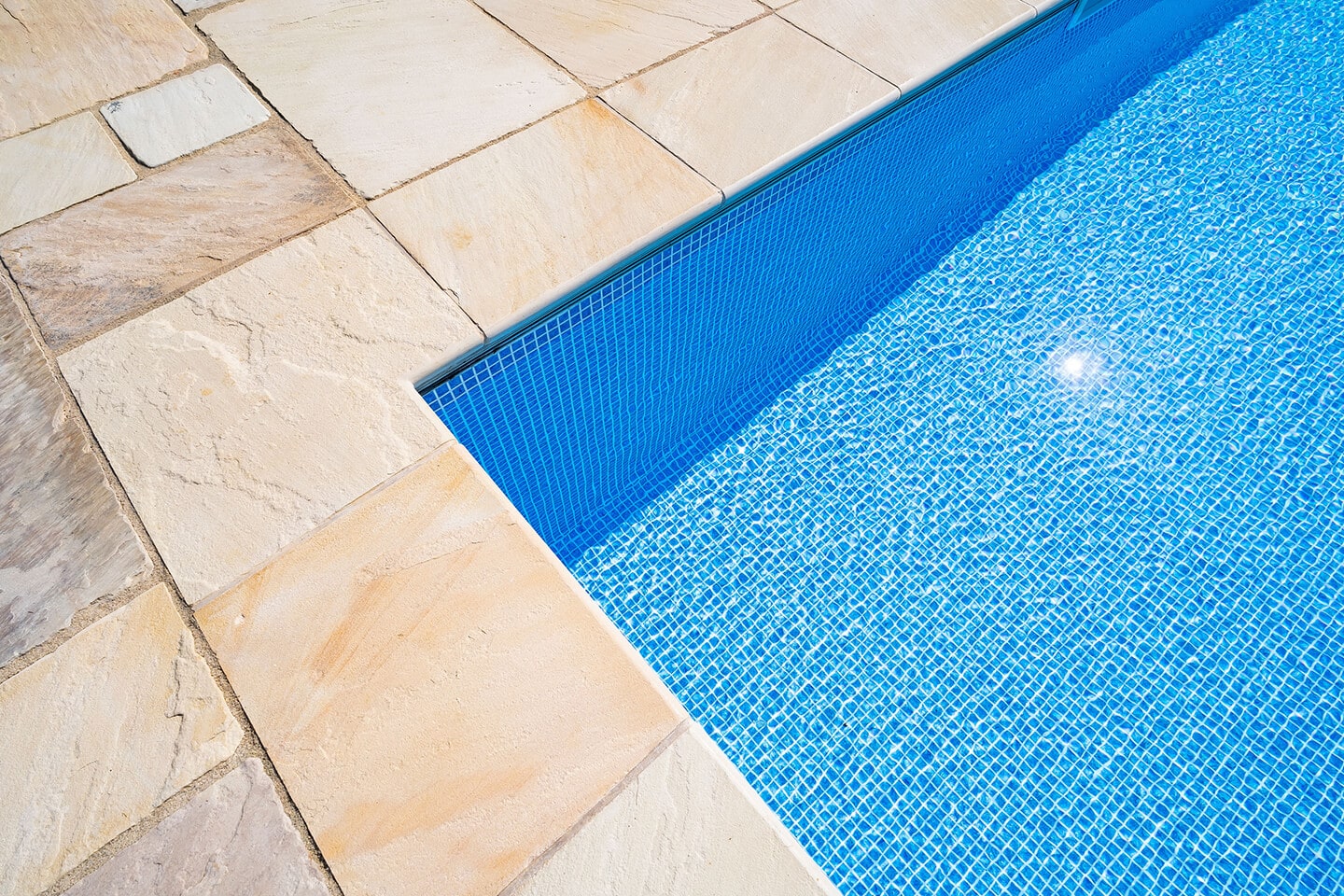 Pool Corners | Stoneworld Oxfordshire