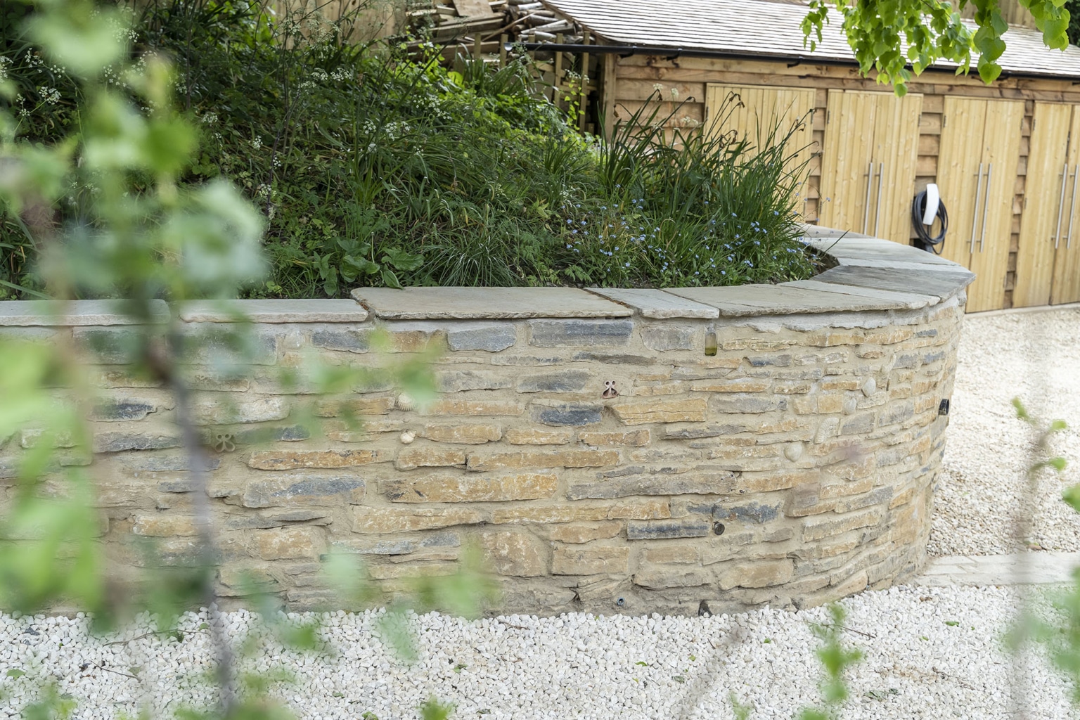 How to Build a Dry Stone Wall - Stoneworld