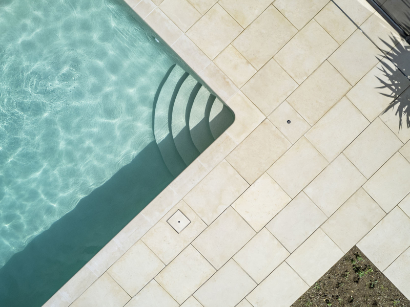 Moleanos Limestone Swimming Pool Copings From Stoneworld.