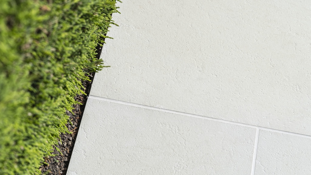 Dune Cream porcelain swimming pool - Stoneworld Oxfordshire