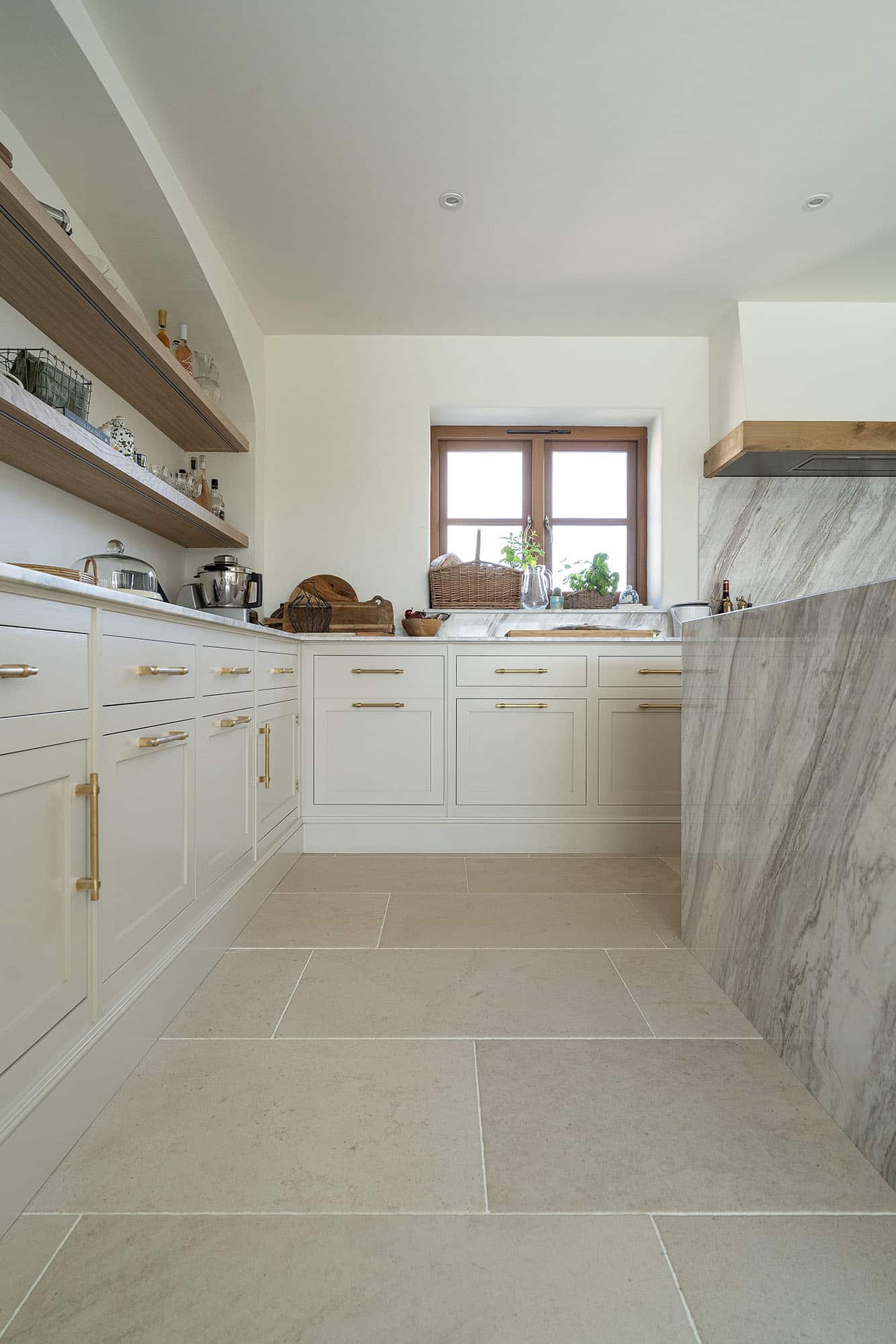 Moleanos Limestone: Flowing spaces - Stoneworld