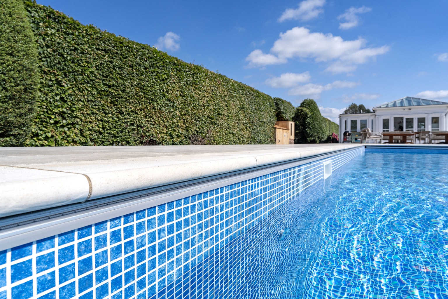 Moleanos Paving and Pool | Stoneworld