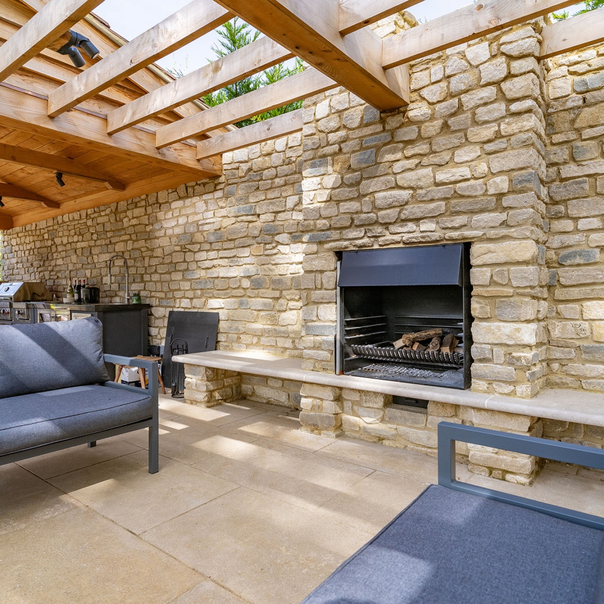 Stoneworld Oxfordshire - Everything you need in Stone